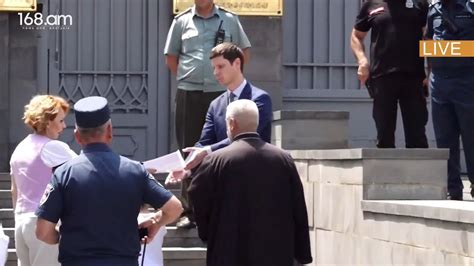 Արցախի ապաշրջափակման պահանջով ակցիայի մասնակիցները նամակ հանձնեցին ՀՀ ում ՌԴ դեսպանությանը Youtube