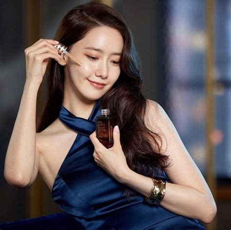 Знаменитости, ставшие музами мировых косметических брендов - YesAsia.ru