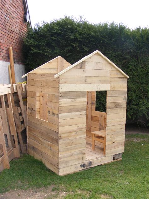 Monter Une Cabane En Palette Maillerayefr Jardin