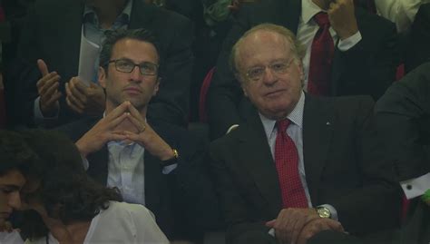 Cm Paul And Gordon Singer Expected At Sassuolo Milan For Decisive Fixture