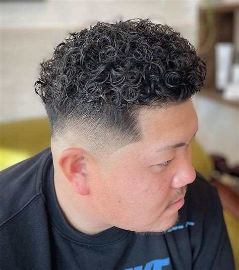 40 Ultra Cool Curly Taper Fade Haircuts For Men