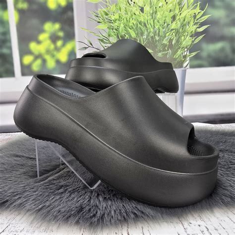 Купити Шльопанці сланці жіночі Progress чорні пінкові на платформі 4769 по низькій ціні в По сезону