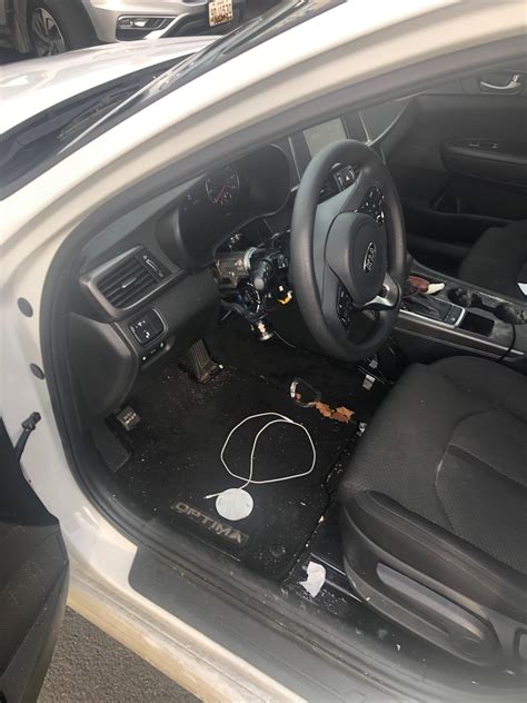 Tiktok Trend Sparks Rise In Kia Hyundai Thefts With Usb Cord Police