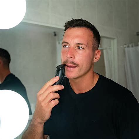 Daniel Minich V Love Islandu Políbil Zadanou Páťu Antiyoutubercz