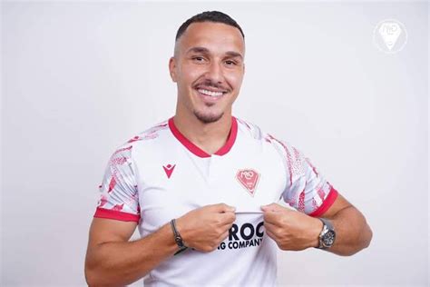 Mco Hamache Arrêté Avec Des Devises à Laéroport