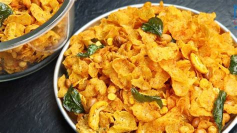Makyacha Chivda Recipe दिवाळीत बनवा खमंग कुरकुरीत मक्याचा चिवडा