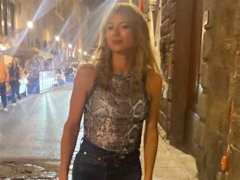 Camila Giorgi Shows A Breezy Python Demin And Super Tight Outfit