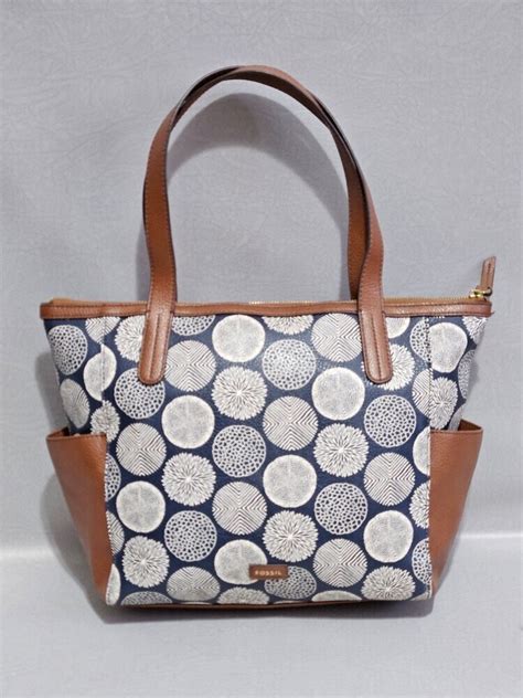 Продано фірмова сумка Fossil оригінал сумки средних размеров в Тернополе объявление