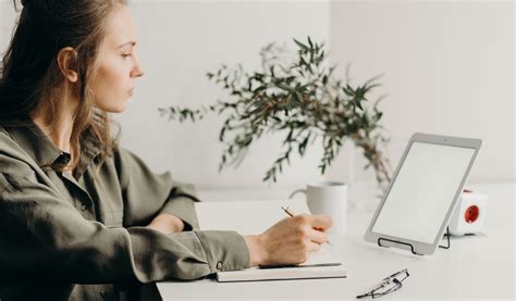 10 Strategies For Boosting Your Productivity At Work Advisorpedia