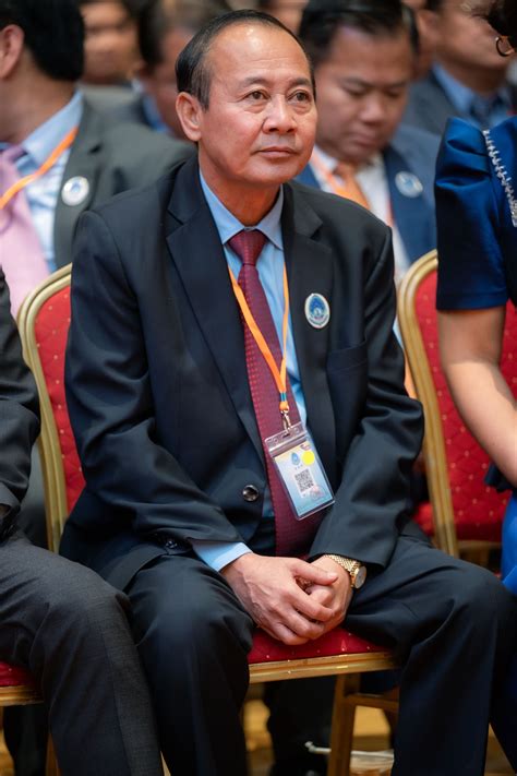 សមាគមសិស្ស និស្សិតអាហ សមាគមសិស្ស និស្សិតអាហារូបករណ៍ អ ម ត