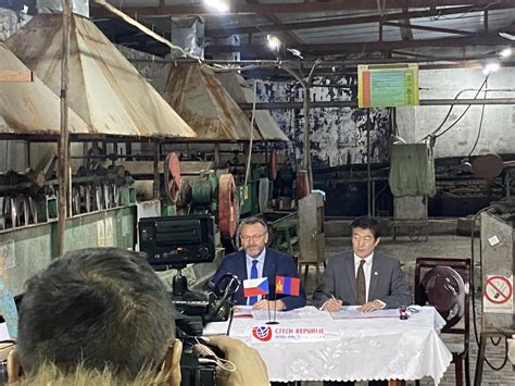 БНЧех улсаас Монгол улсад суугаа онц бөгөөд бүрэн эрхт элчин сайд Ян Вытопил арьс ширний салбарт