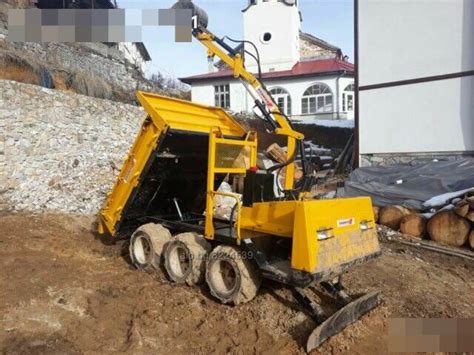 Мини багер Строителни услуги Чепеларе Предлагам услуги с поредното японско чудо на нем