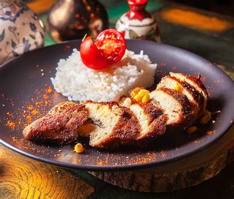 Հավի կրծքամիս լցոնած է սնկով և եգիպտացորենով Մասուր Ռեստորան