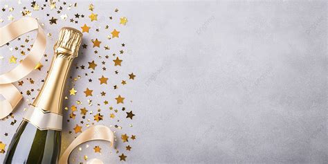 새해 파티 또는 축하 이벤트 개념은 회색 배경에 황금색 색종이 별과 리본이 달린 샴페인 병입니다 휴일 축하하다 와인 배경 일러스트 및 사진 무료 다운로드 Pngtree