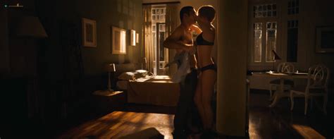 Andrea Osv Rt Nue Dans Worlds Apart