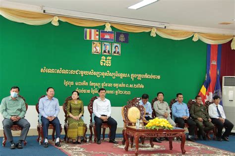 អភិបាលខេត្ត កំពង់ចាម ជំរុញ ឲ្យ អាណាព្យាបាល ខិតខំ ថែមទៀត ដើម្បី កូនៗ ក្លាយខ្លួនជា កូន ល្អ សិស្ស