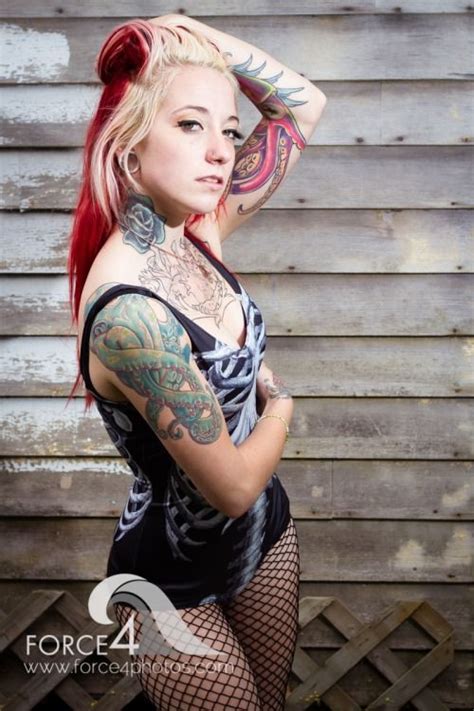 Sexy Tattooed Bitches 127 Pic