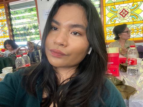 Prima Manullang Medium