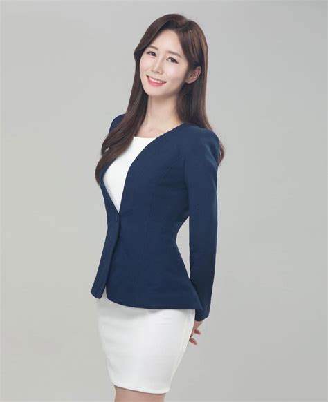 여성스럽게 ~ 여자여자 한 스타일에 있는 수빈 트윙클님의 핀 정장 아름다운 여성 유명인