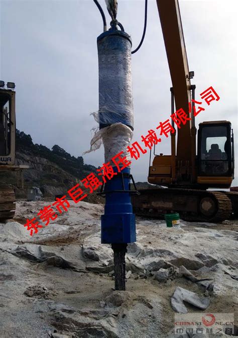 巨强具备独立研发制造各种岩石大型劈裂机 东莞市巨强液压机械有限公司