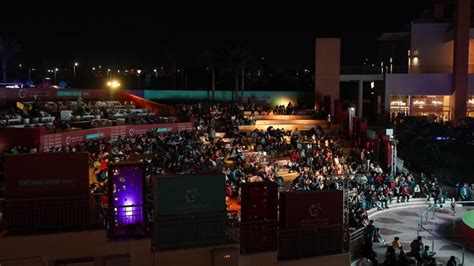 المؤشر الإقتصادي كايرو فستيفال سيتي مول يقدم تجربة شبيهة بالإستاد