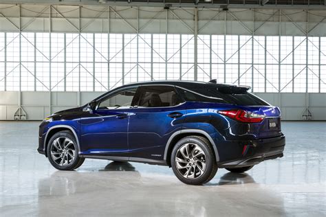 Lexus RX - цена, характеристики и фото, описание модели авто