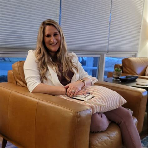 Anna Reardon Essilorluxottica Essilorluxottica Linkedin