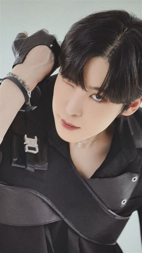Yunho Ateez