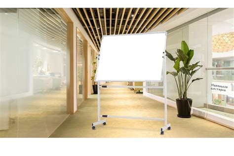 Доска поворотная магнитно маркерная 60x90 см с полкой мобильная на ножках с колесами