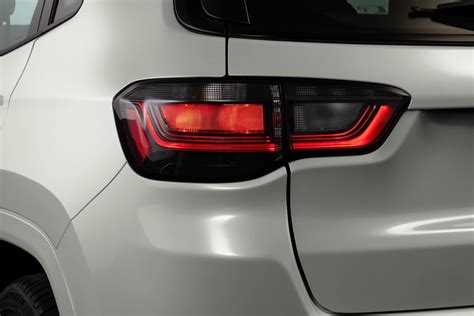 2025 Jeep Compass Blackhawk Fabricante Jeep Planetcarsz