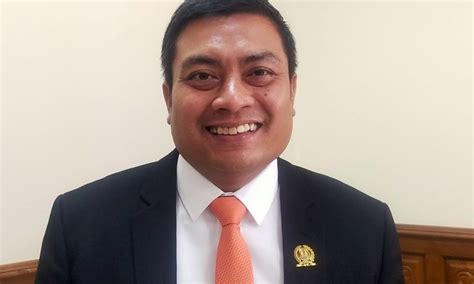 Mendagri Buat Se Agar Daerah Sediakan Dokter Spesialis Langkah