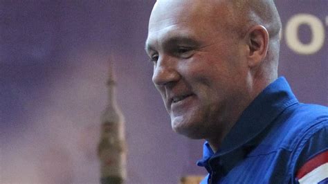 André Kuipers Krijgt Tegel Op Walk Of Space Boek And Cultuur Nu Nl