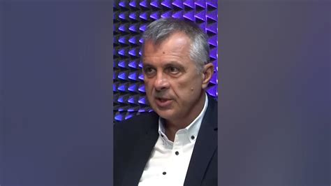 Игор Радојичић На површини спектакл а испод жита Youtube