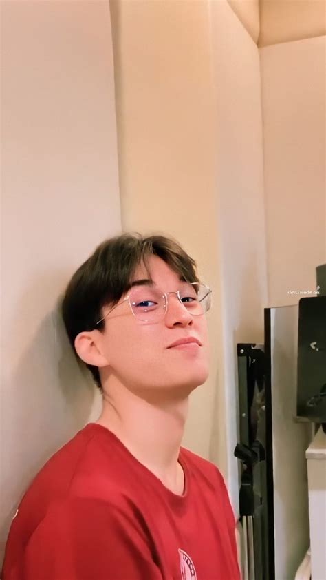 Pin Oleh Sitsuru Di Gawin Caskey Aktor Pacar Pria Gambar