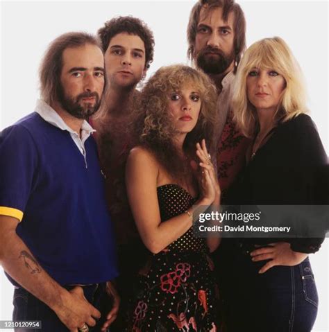 8594 Fleetwood Mac Photos And High Res Pictures Getty Images