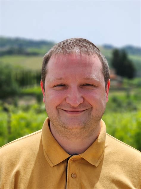 Dominic Burch Therapist In Brighouse Bd4 Bacp