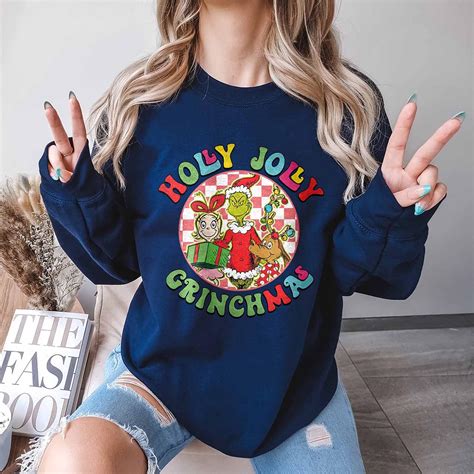 Toperth Retro Christmas Holly Jolly Crinchmas Sweatshirt Toperth