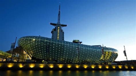 Edificios Con Forma De Barco Bitácora