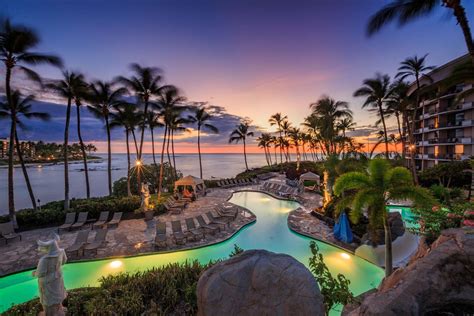 Hilton Waikoloa Village | Hawaii Destination Wedding | Wedaways