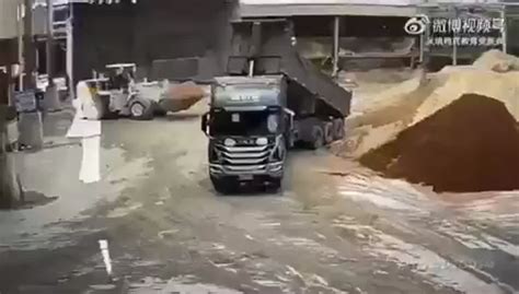 sreeraj mohandas on linkedin hydraulic cylinder explosion