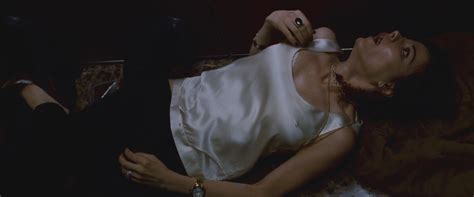 Голая Бояна Новакович в Devil