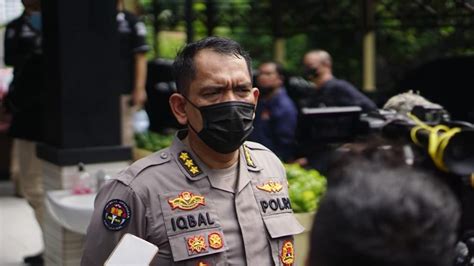 Central Java Regional Police Chief Discharges Five Police Officers