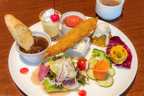 レストラン キッチンHana季節のスペシャルメニューのご案内 神奈川県立花と緑のふれあいセンター 花菜ガーデン