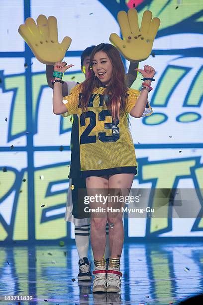 Ashley Han Photos And Premium High Res Pictures Getty Images