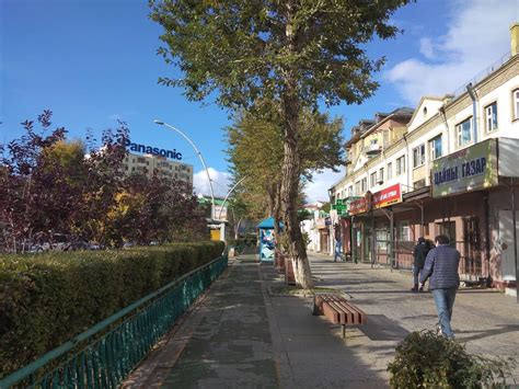 Монголын ЗАЯА On Twitter Ажлаа мэдэхүй хотын менежер Баяраа гэж хужаа царайтай дурак байна аа