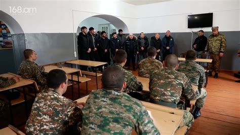 Աշխարհի չեմպիոններն այցելել են ՊՆ զորամաս Youtube