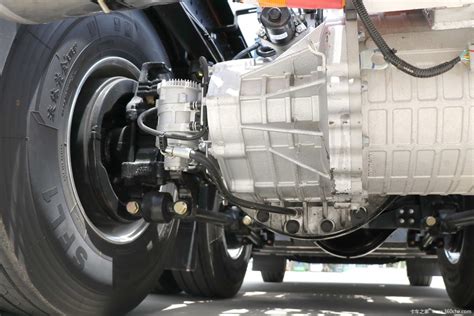 图宇通重卡 T680E 6X4 换电式纯电动牵引车513kWh 实拍图片 1691354 卡车之家