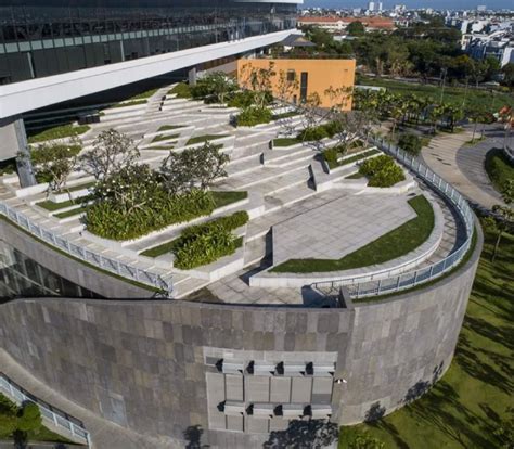 Cận Cảnh Kiến Trúc Hoành Tráng Sang Chảnh Của Đh Văn Lang Cơ Sở 3 Khiến Giới Trẻ Trầm Trồ Xin