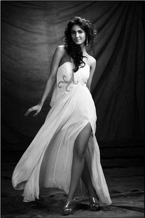 Naked Vaani Kapoor Added By Makhan