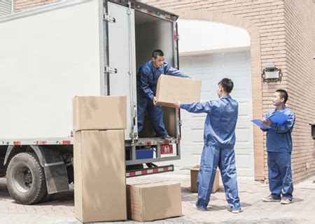 Loading And Unloading Services — Lamberts Moving And Storage